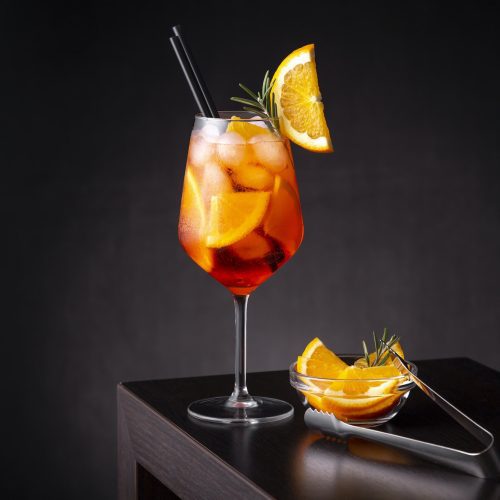 Aperol Spritz Recipe: How to Make the Classic Italian Cocktail ...